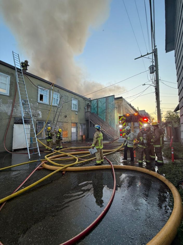 温哥华大火！浓烟弥漫全城，主要路口封闭 - 社会新闻 - 温哥华天空 - Vansky