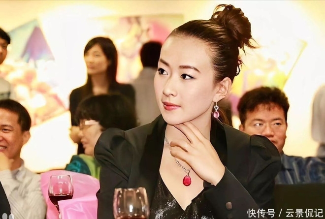 她才是顶级白富美！23岁继承10亿资产 - 社会新闻 - 温哥华天空 - Vansky