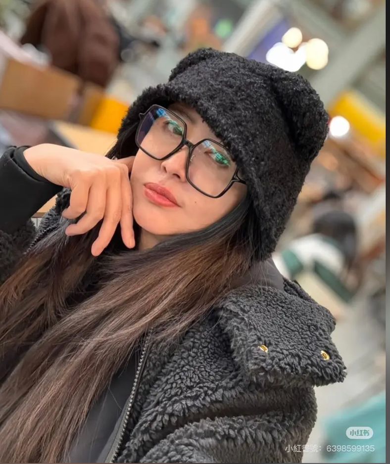 王祖贤现身美国硅谷参加活动！口罩遮面 - 娱乐新闻 - 温哥华天空 - Vansky