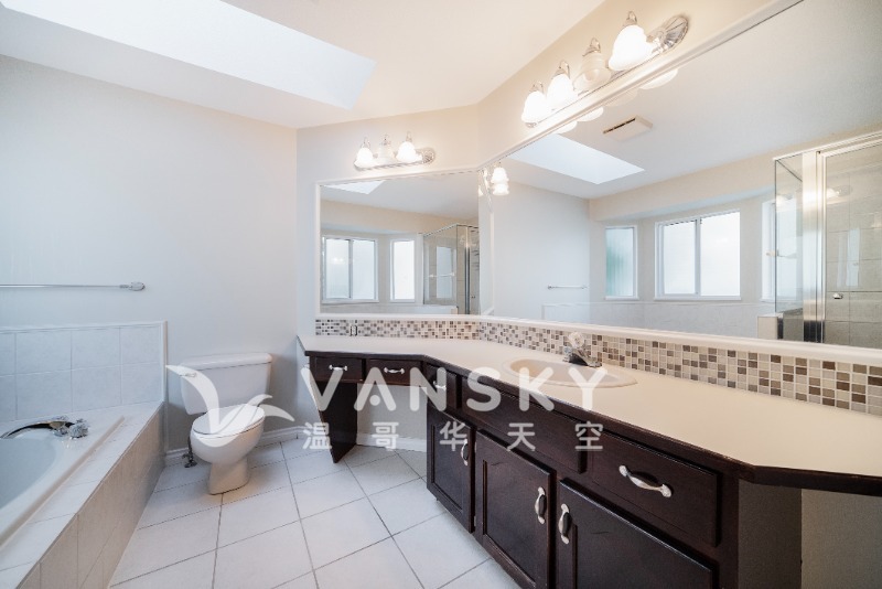 温哥华出租 台湾村(Fraser Heights)5房4卫独立屋整栋出租 - 温哥华天空 - Vansky.com